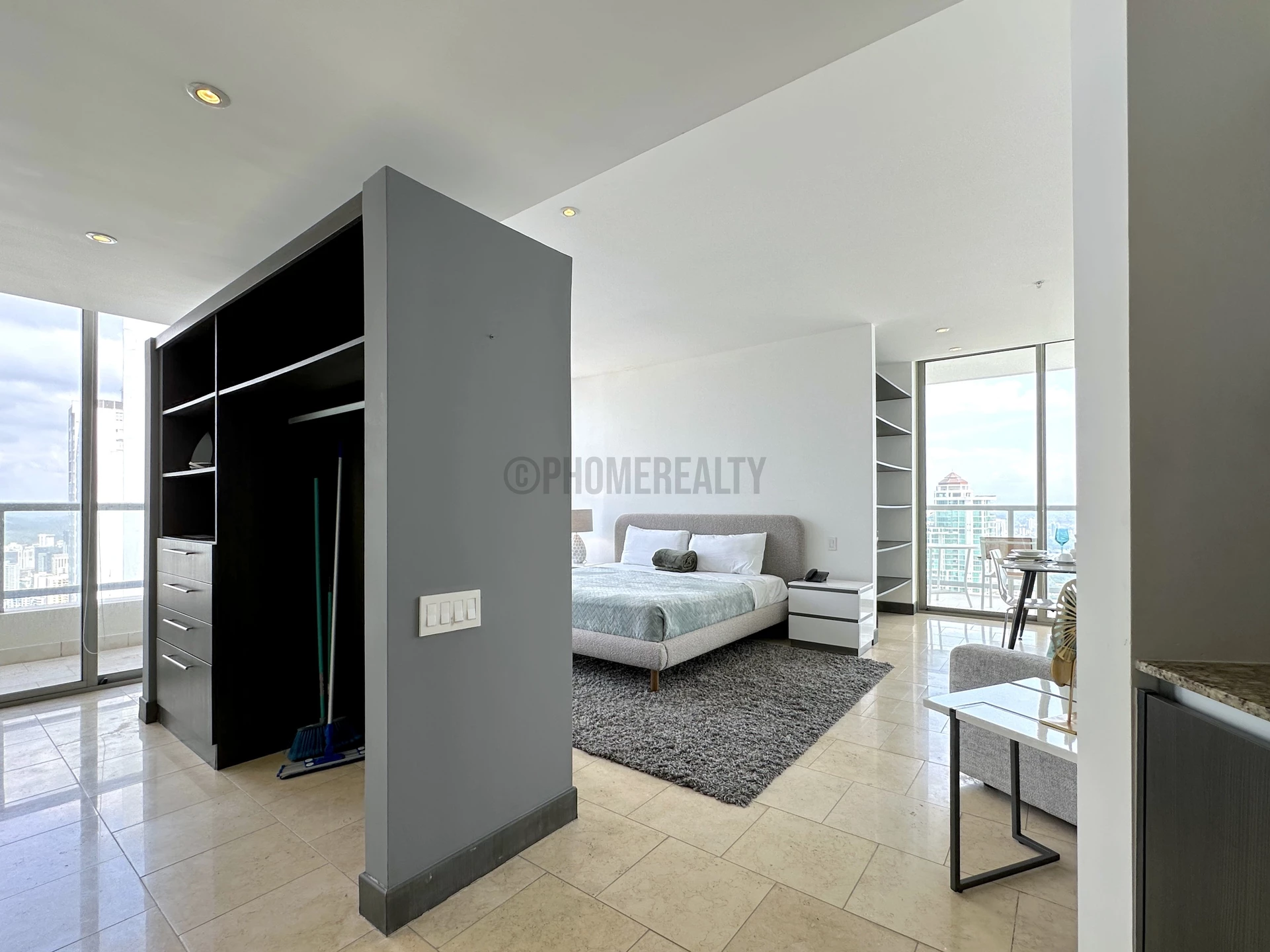 Beautiful studio fully furnished for rent in JW Marriott